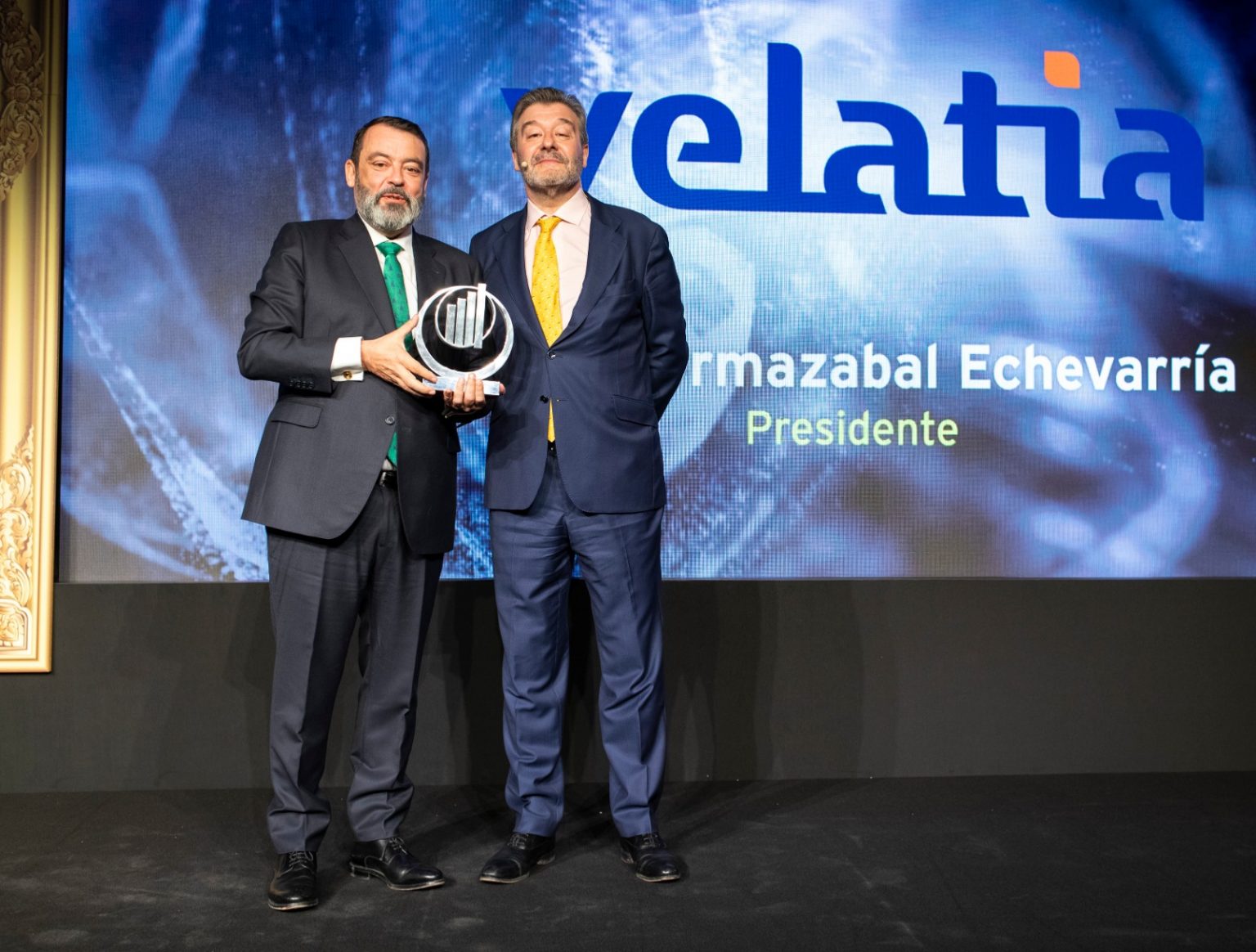 Javier Ormazabal, President of Velatia, was presented with the EY's "Internationalisation Award ...